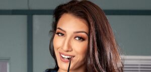 (2024) Bella Rolland wiki/Bio, Age, Height, Net Worth